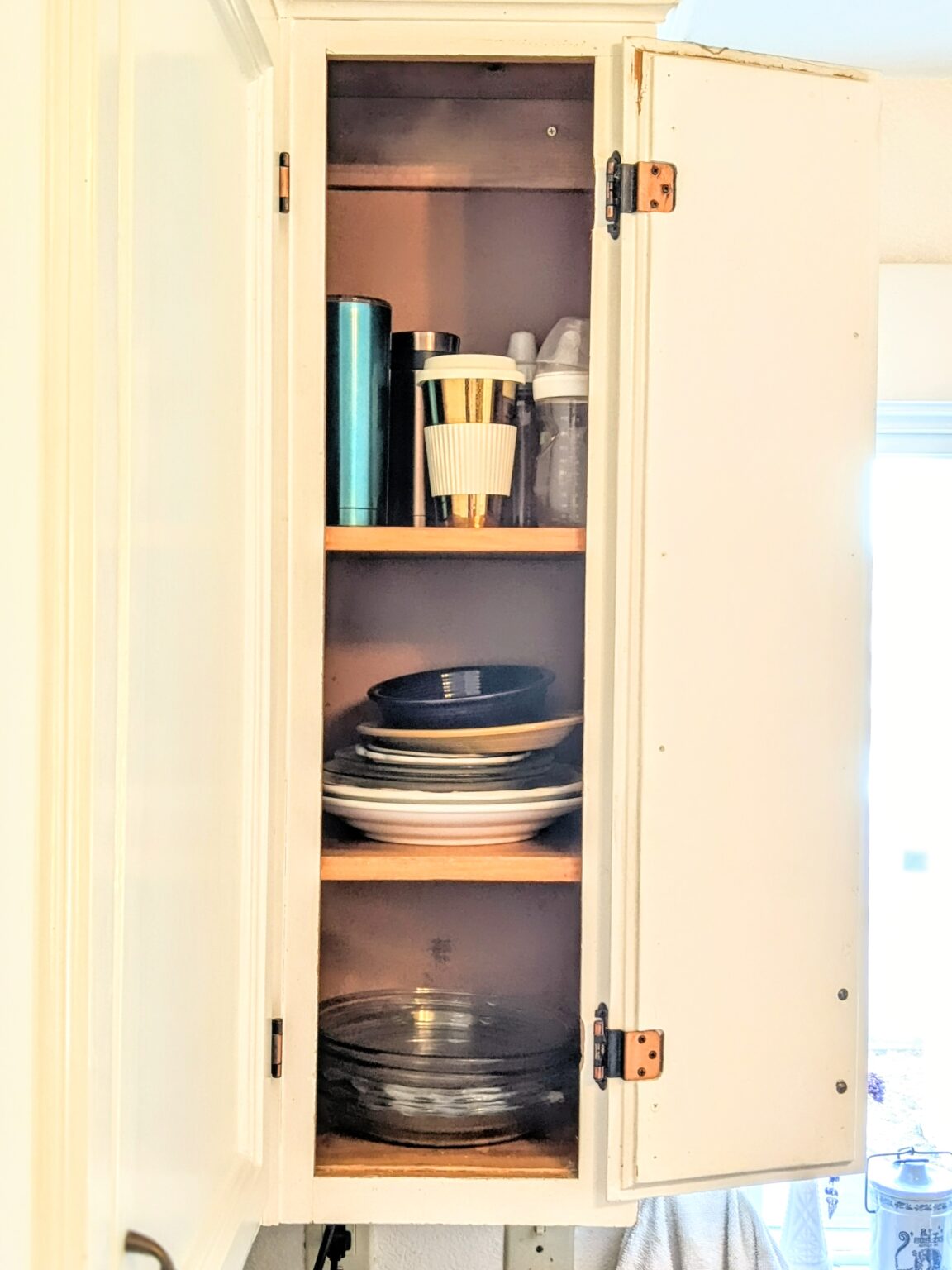 How to Keep Your Kitchen Clean - Embracing The Home