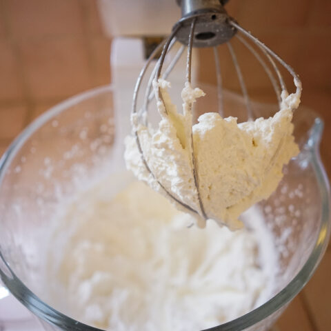 How To Make Whipped Cream From Scratch - Embracing The Home